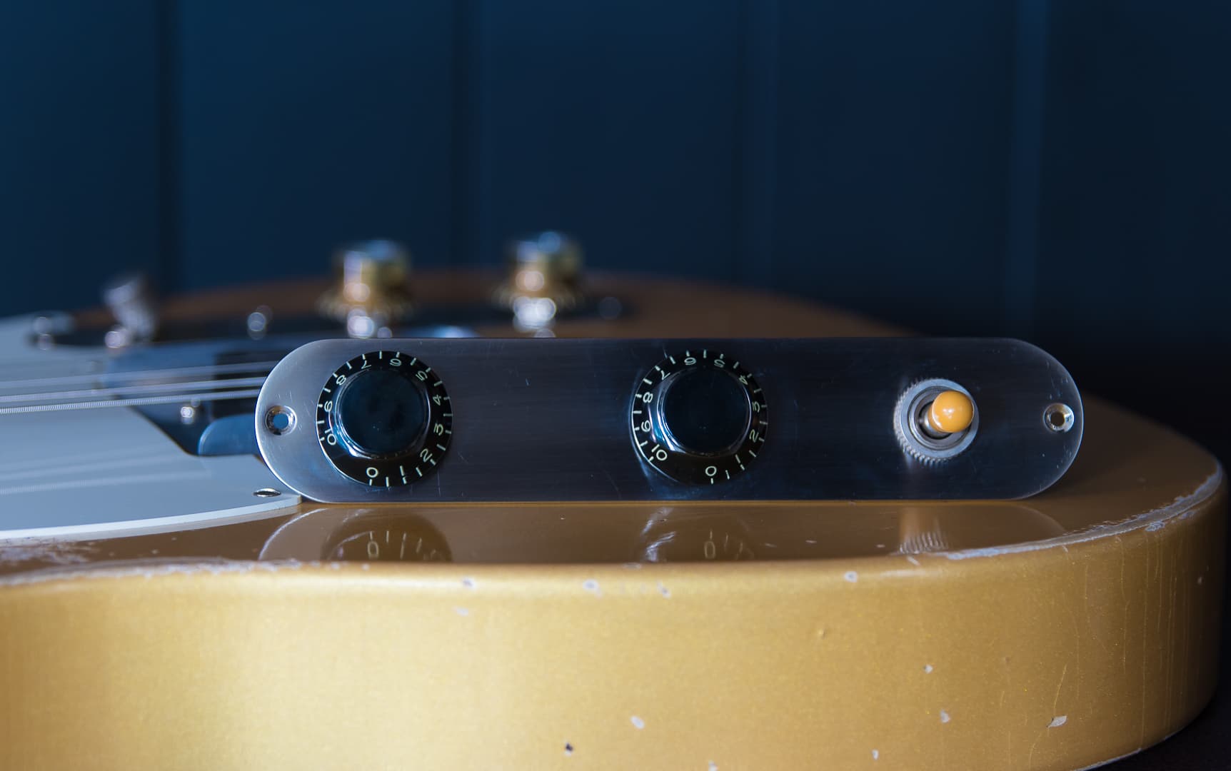 Telecaster Control Plate - Toggle Switch - Relic